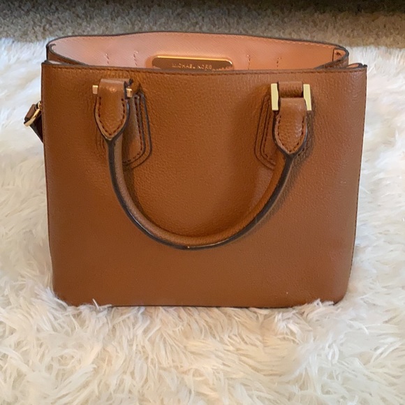 Michael Kors | Bags | Michael Kors Side Purse | Poshmark